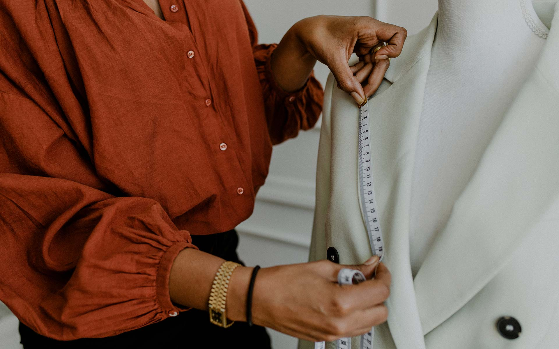 Ladies Tailoring in Dubai UAE | Reliable Tailoring Services